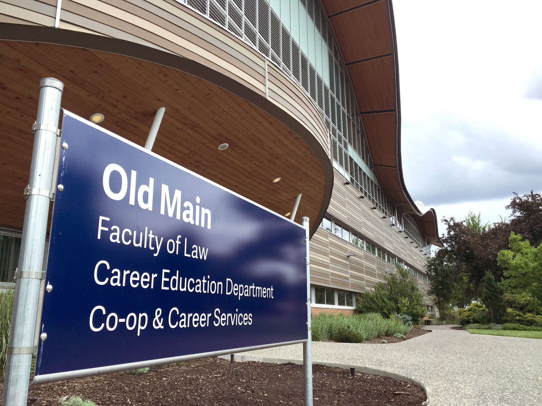 TRU Law competes in virtual sports law moot – TRU Newsroom