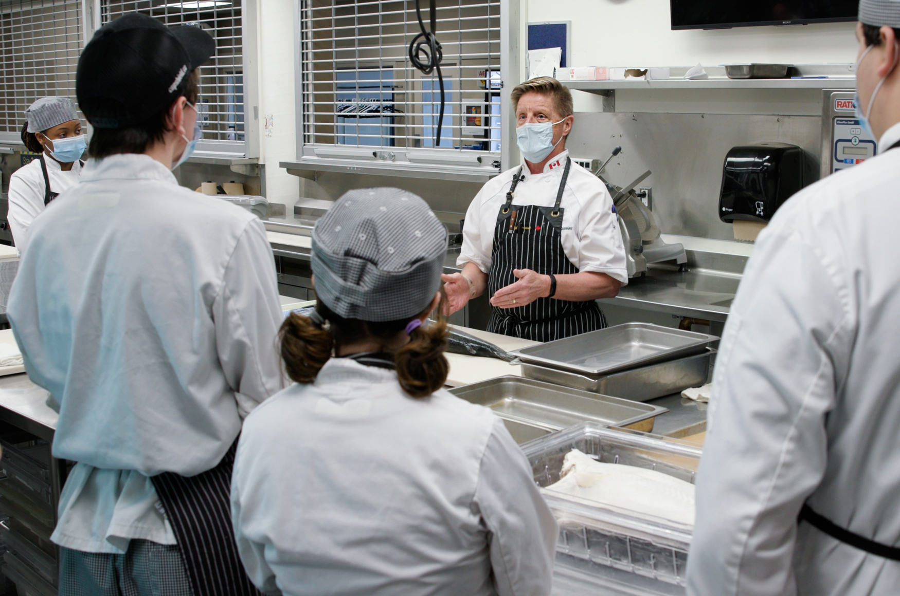 Top chef cooks up lessons for TRU students – TRU Newsroom